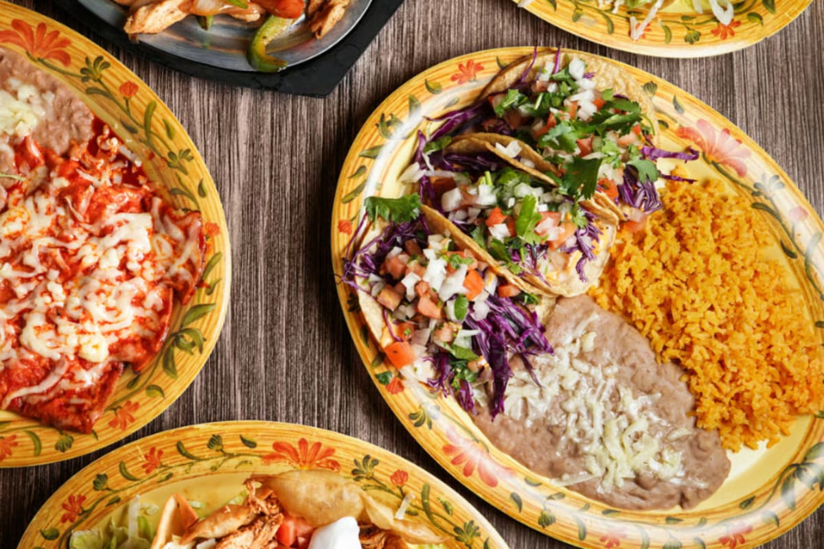 Chelo's Taco & Burrito Express Delivery Menu | Order Online | 215 E ...