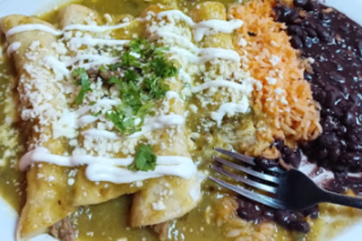 TAQUERIA TREN MAYA Delivery Menu | Order Online | 23 Lower Hudson Ave ...