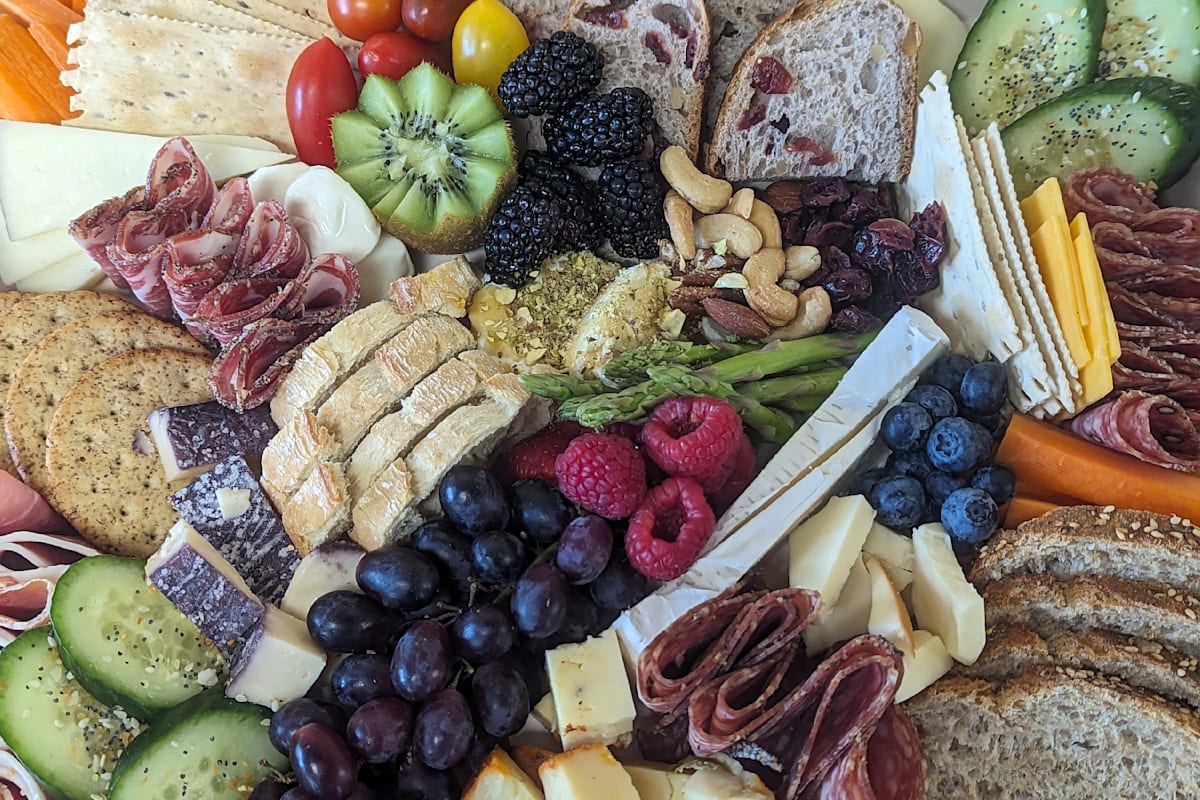 Graze Craze Charcuterie Boards and Boxes - Mount Pleasant, SC ...