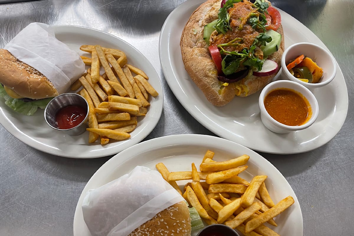 Vos Pupusas - Palmdale, CA Restaurant | Menu + Delivery | Seamless