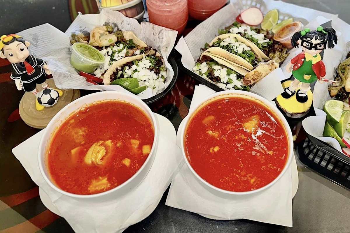 Taqueria El Chavo Del Ocho Delivery Menu | Order Online | 364 ...