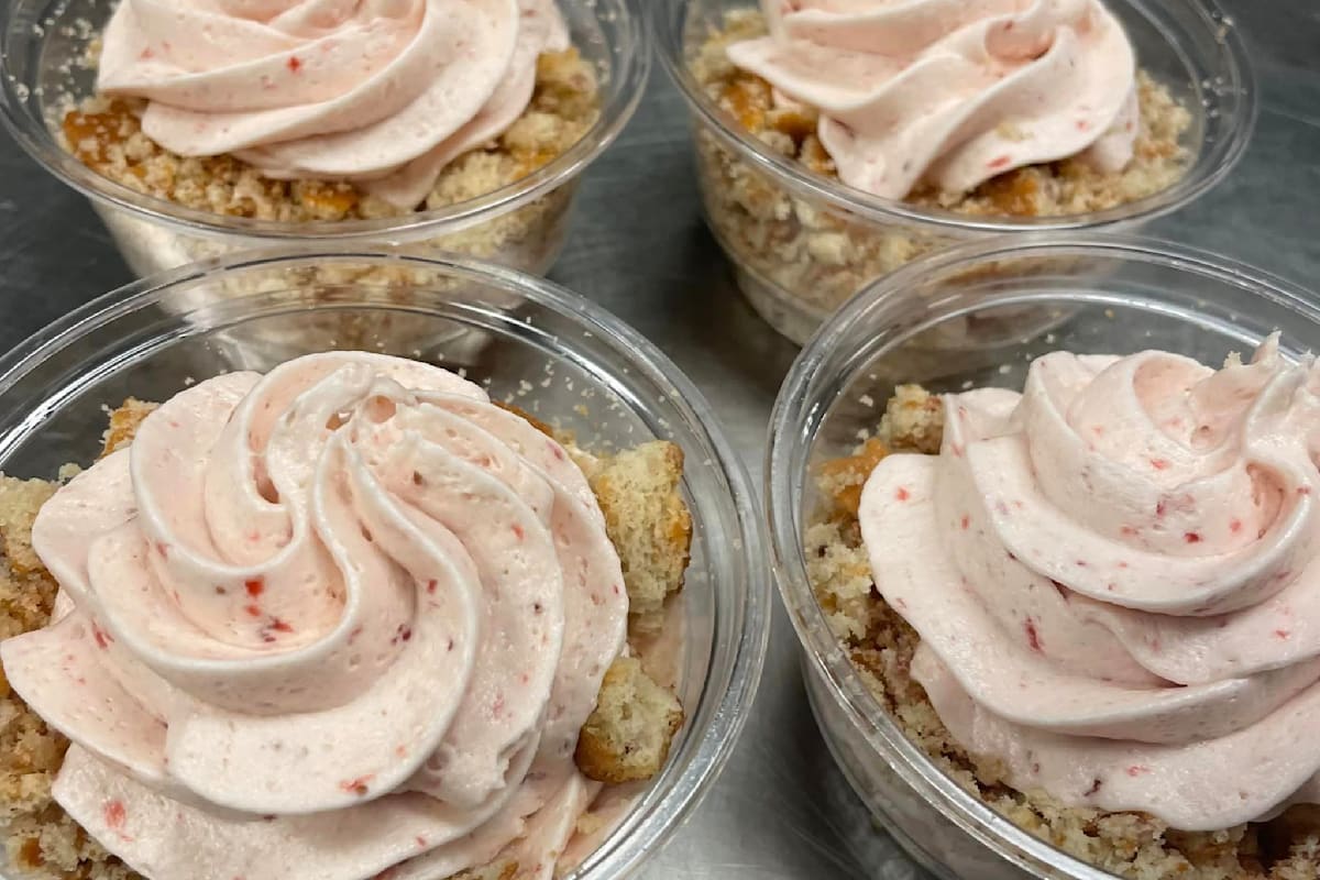 The Supreme Sweets Dessert Shop Delivery Menu | Order Online | 621 ...