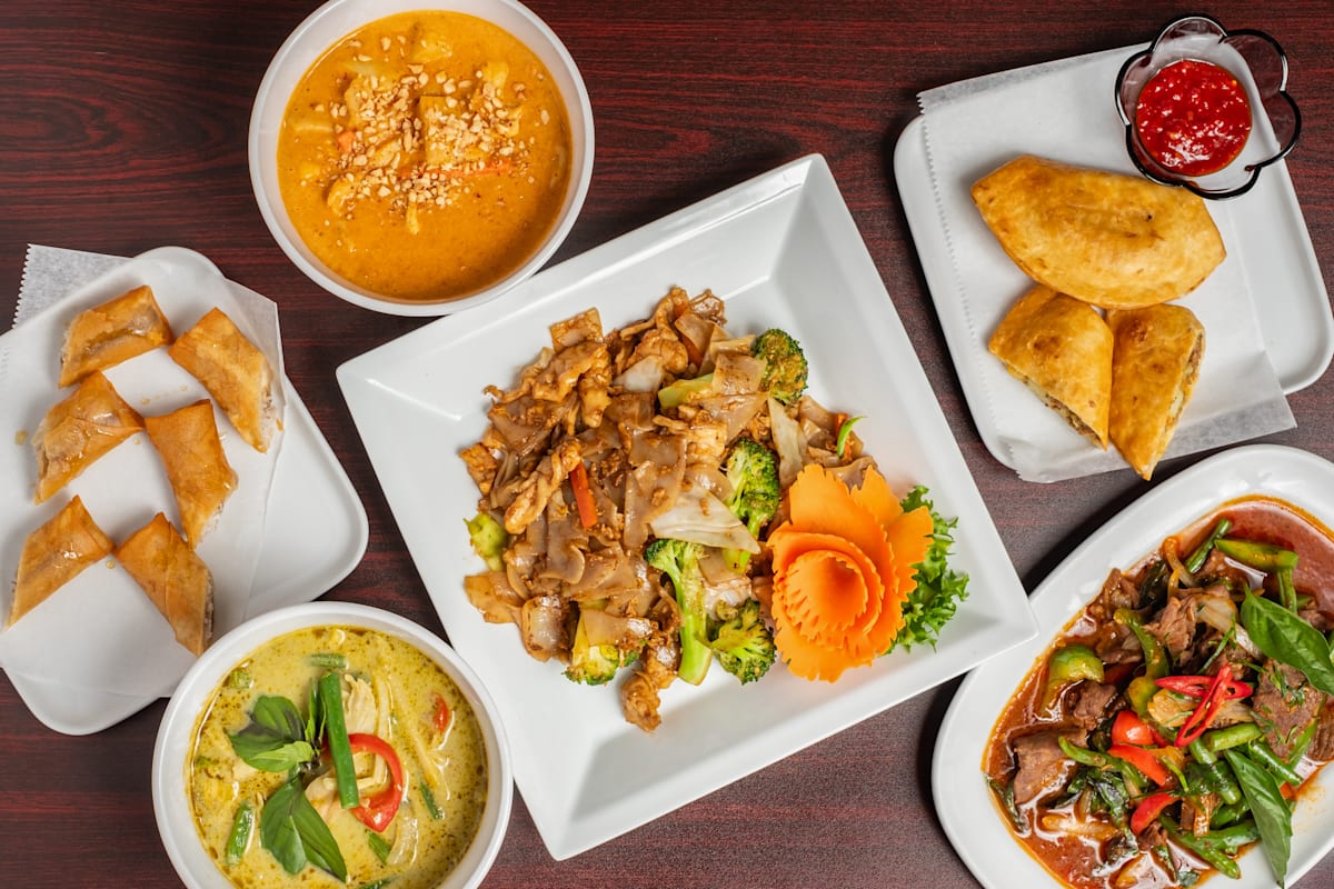 Tin's House, Thai Cuisine Delivery Menu | Order Online | 9120 ...