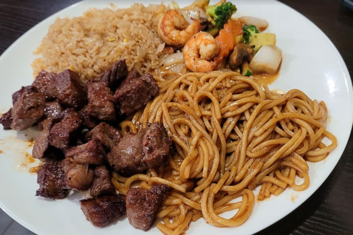 Fuji Japanese Steakhouse - Lake Charles, LA Restaurant | Menu ...