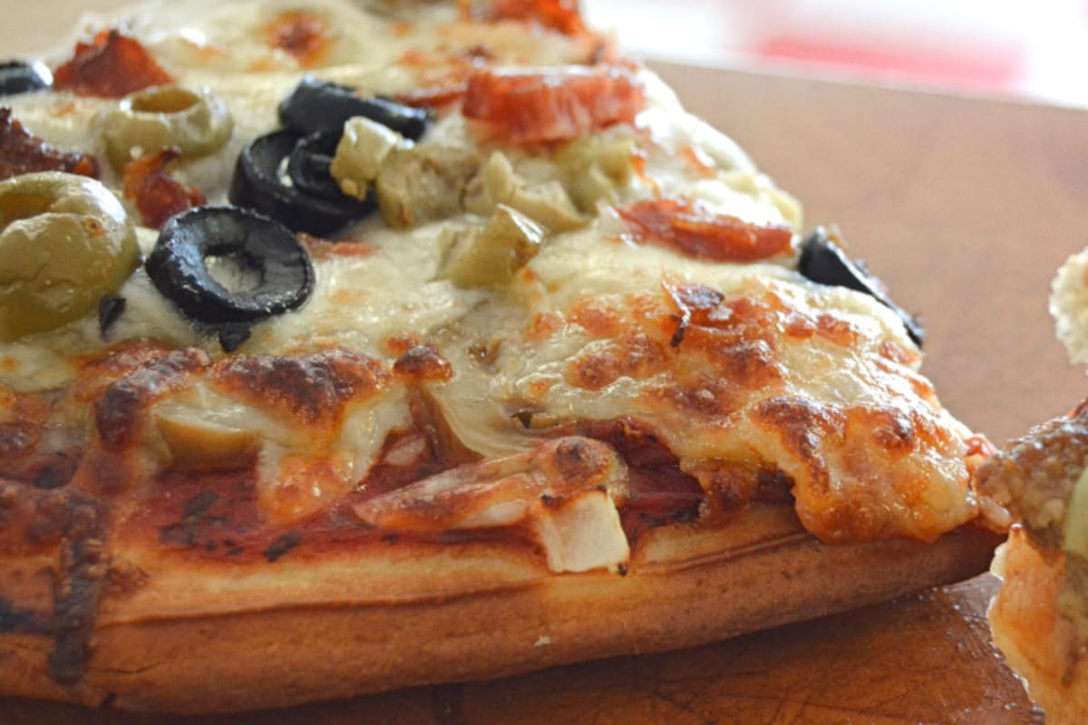 Angilo's Pizza - Cincinnati, OH Restaurant | Menu + Delivery | Seamless