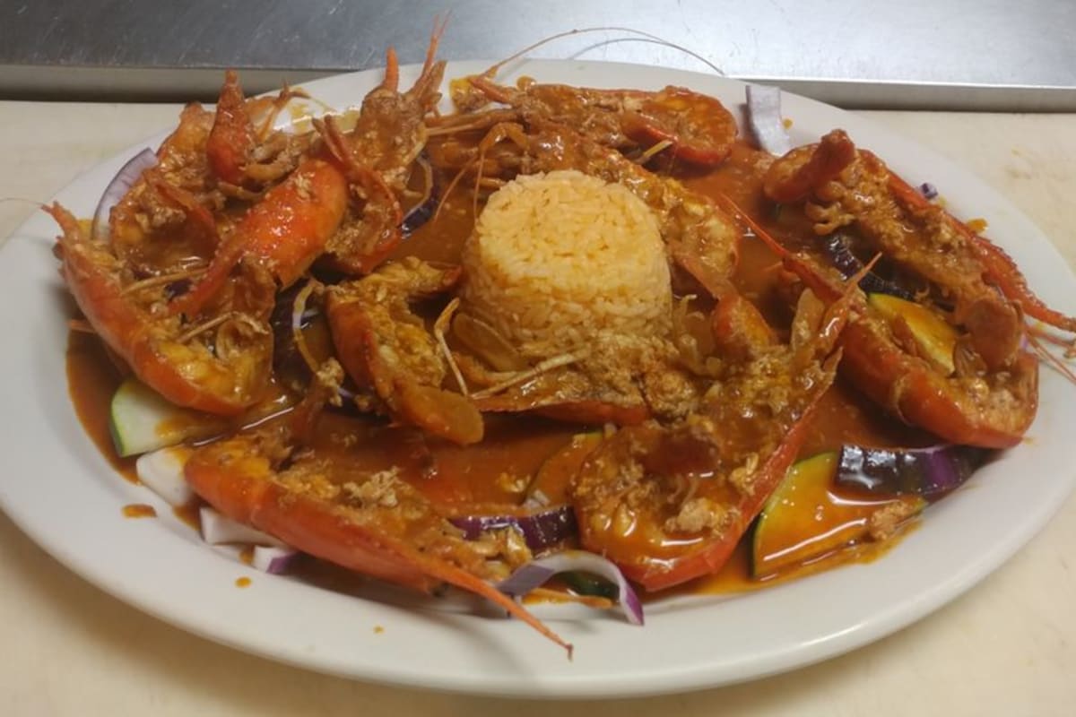 Mariscos El Amigo 3 Delivery Menu | Order Online | 1120 S York Rd ...