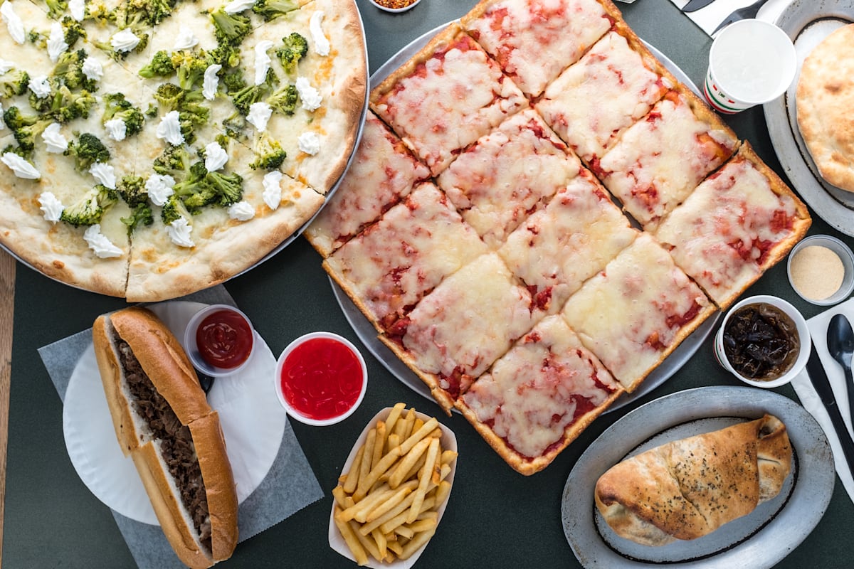 Little Anthony's Delivery Menu | Order Online | 8 W State St Media ...