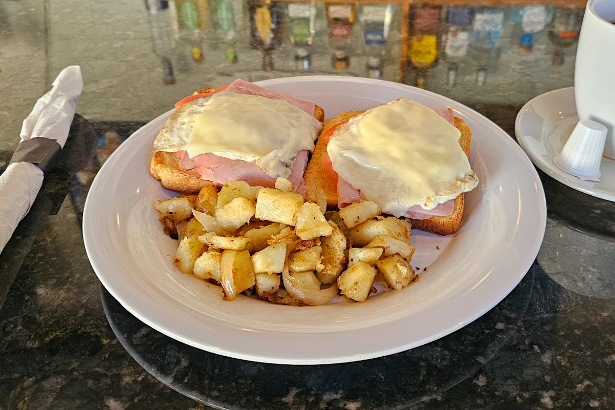 La Piazza Bella Delivery Menu | Order Online | 208 Carey Avenue Wilkes ...