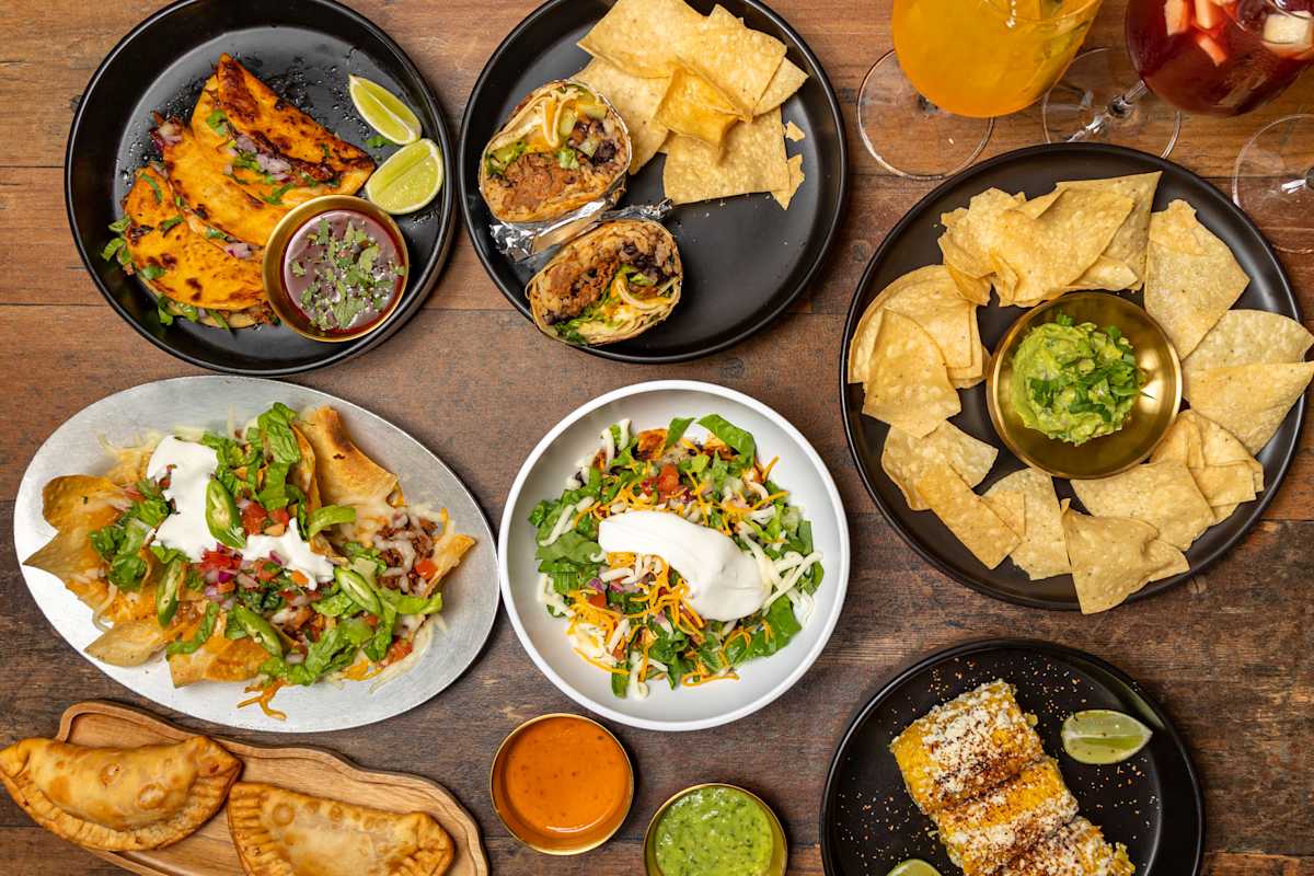 Don Vargas Taqueria - Rockville Centre, NY Restaurant | Menu + Delivery ...