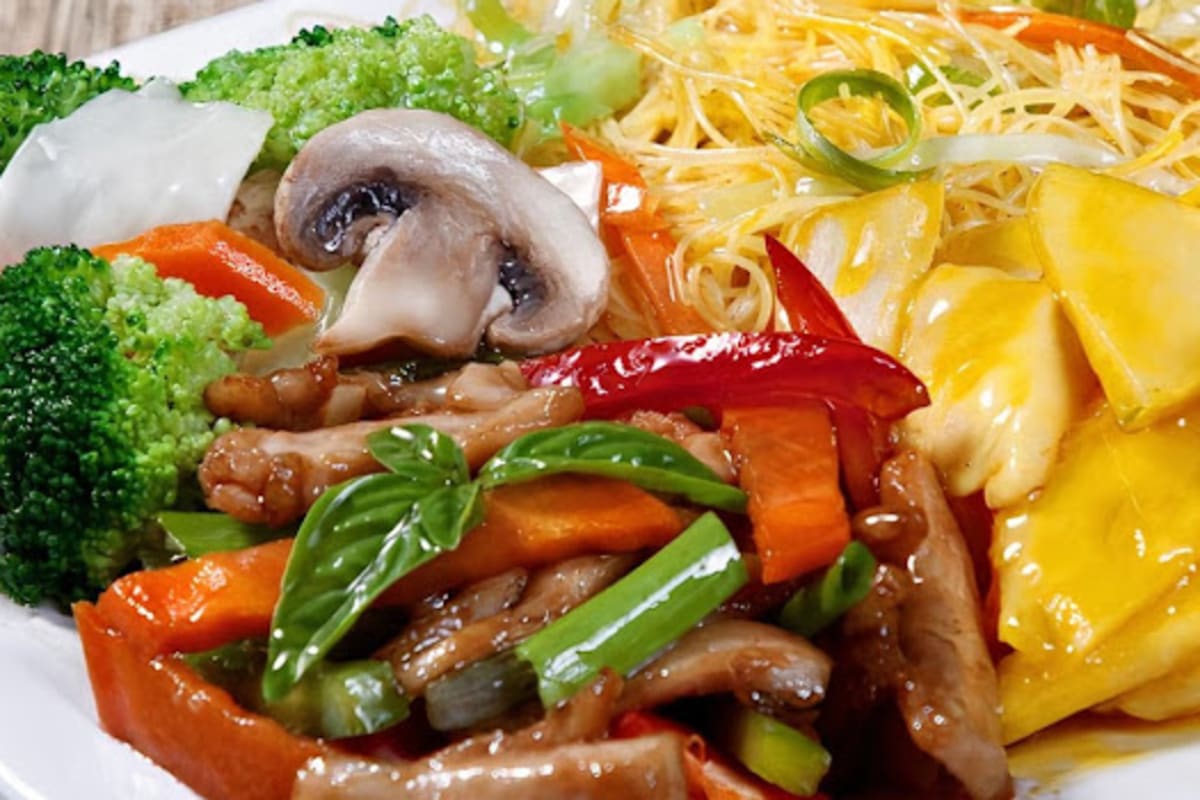 Mango Thai Delivery Menu | Order Online | 6501 Grape Rd Mishawaka | Grubhub