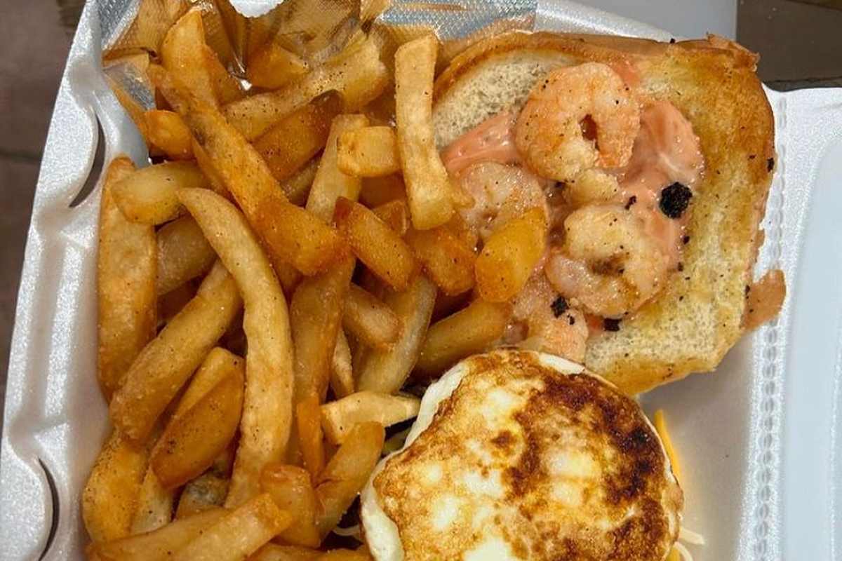 Brooks On The Water Delivery Menu | Order Online | 4762 Pontchartrain ...