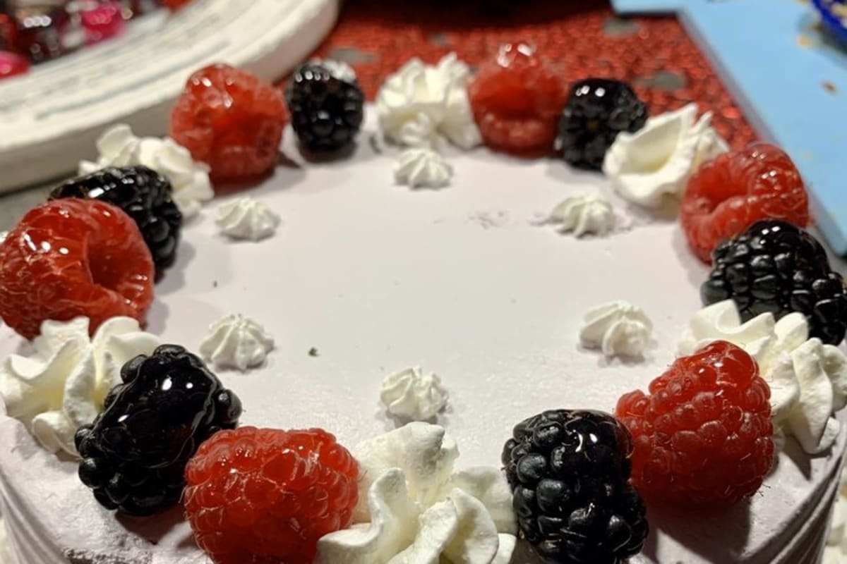 Pink Box Bakery Delivery Menu | Order Online | 2104 Murray Ave ...