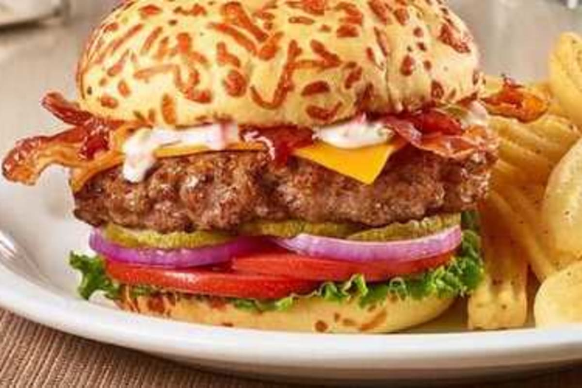 Bella's Bagels n Deli - Centereach, NY Restaurant | Menu + Delivery ...