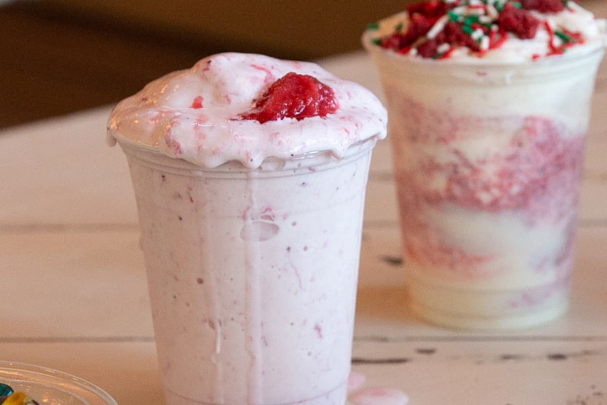 Lickity Split Frozen Custard Delivery Menu | Order Online | 6056 N Broadway Chicago | Grubhub