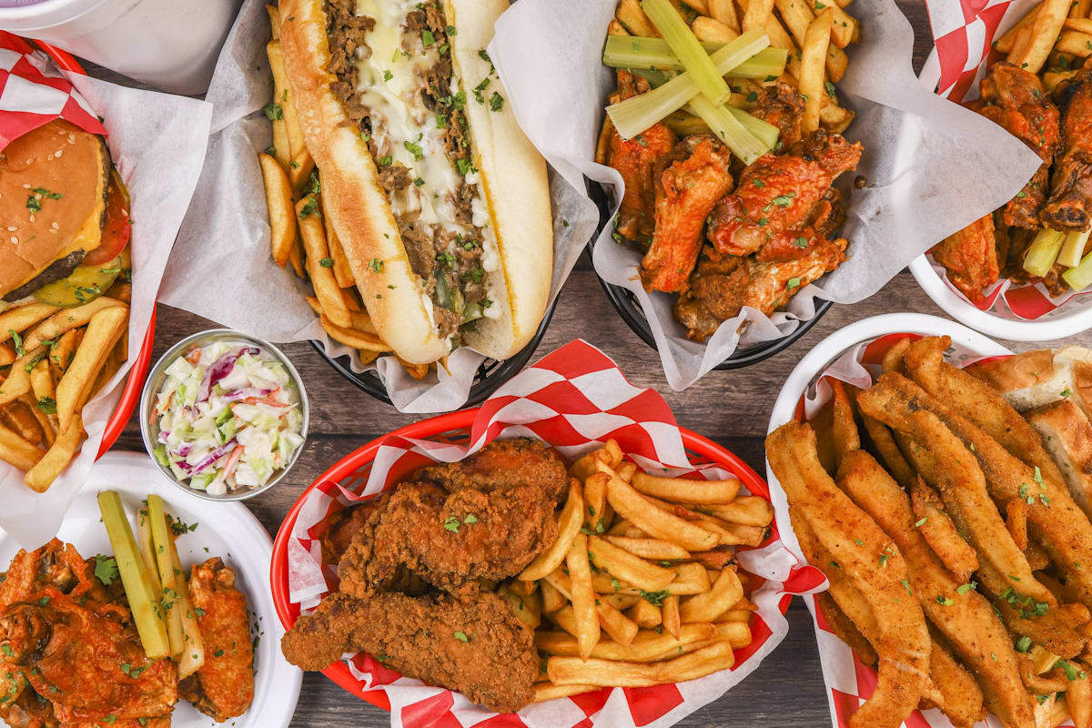 Wingets Delivery Menu | Order Online | 12317 University Mall Ct Tampa ...