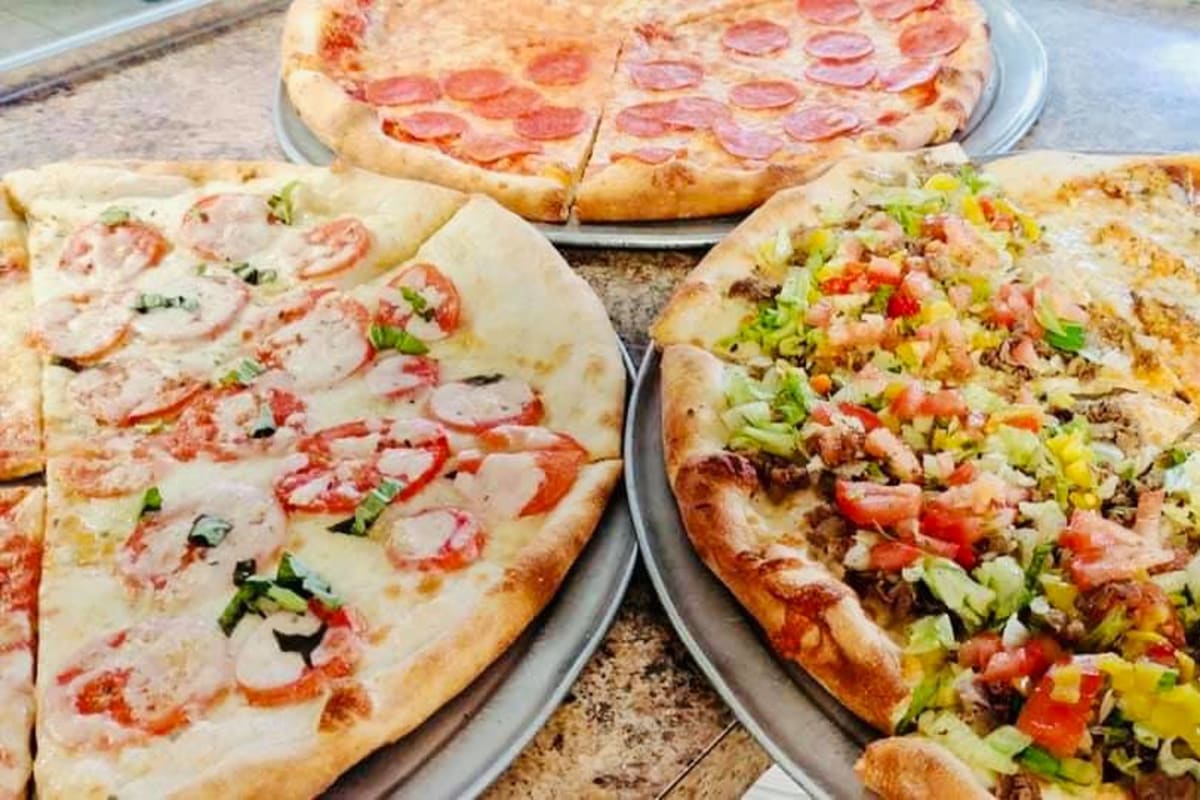 La Borgata Pizzeria Delivery Menu | Order Online | 3570 Lanark Rd ...