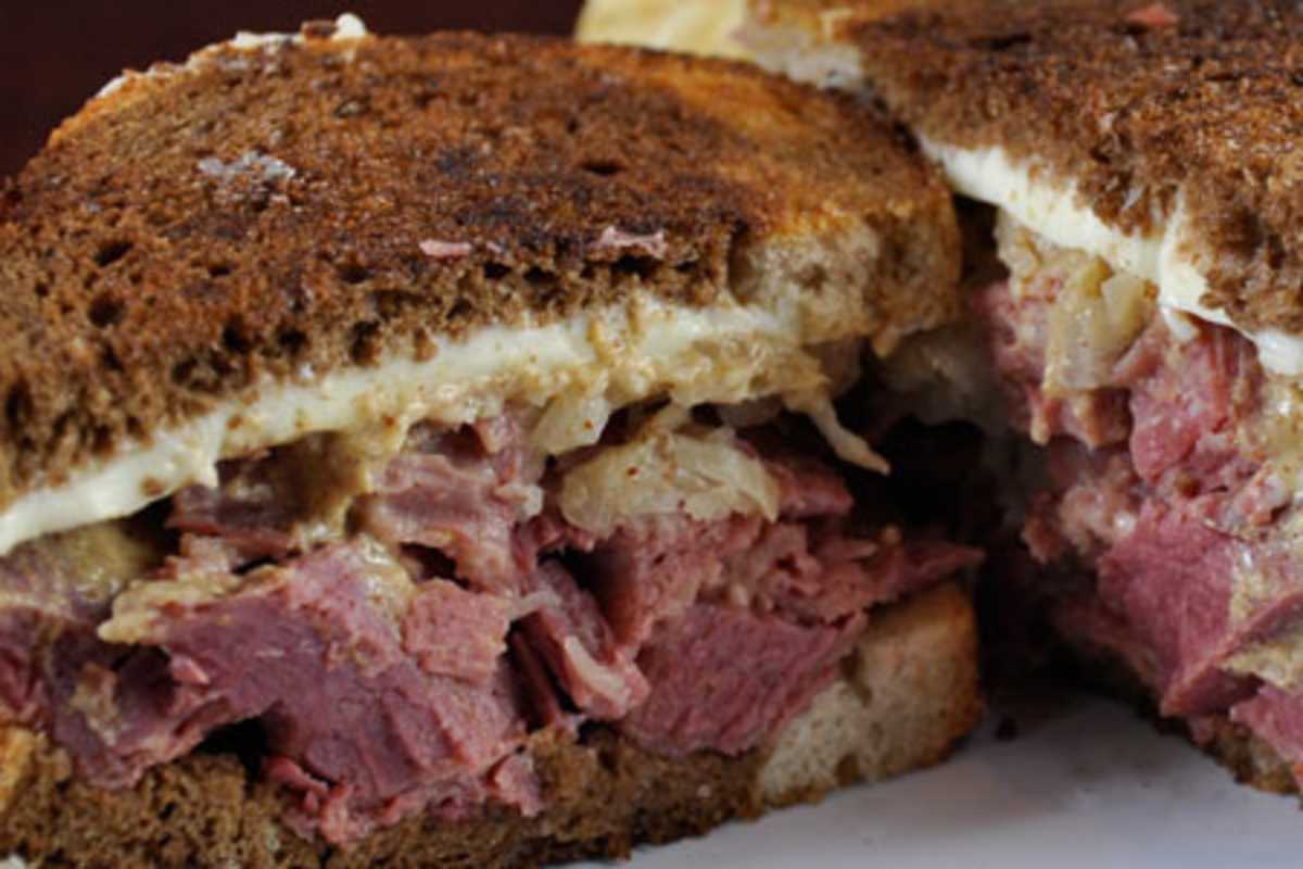McBob's Pub & Grill Delivery Menu | Order Online | 4919 W North Ave ...