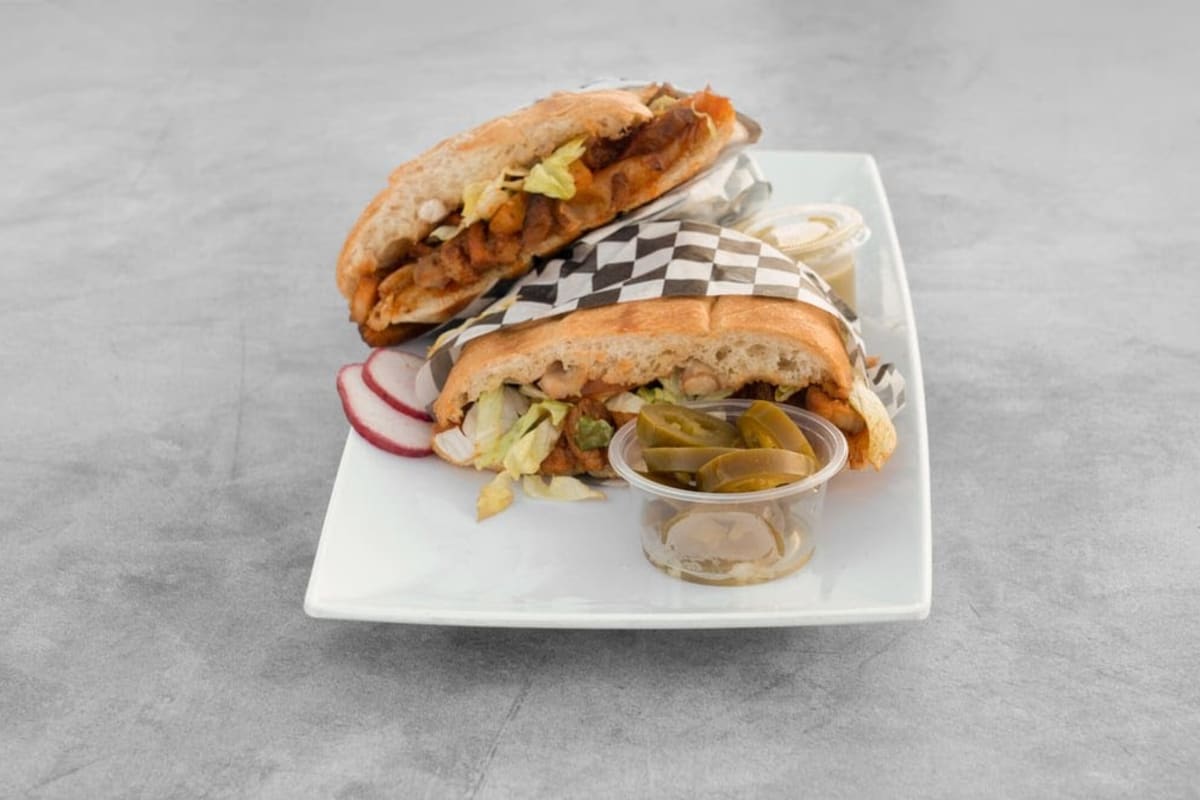 Chilo's Taqueria Food Truck Delivery Menu | Order Online | 971 Virginia ...