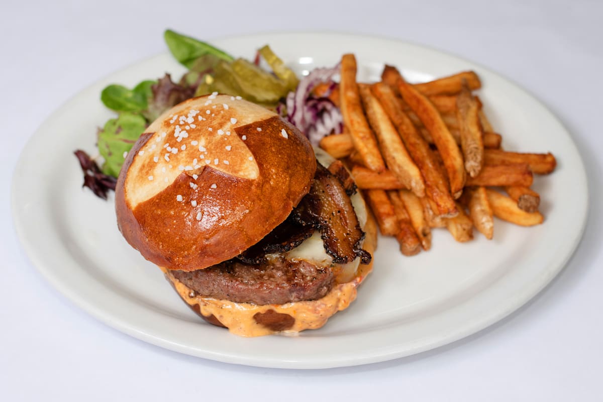 Jagerhause German Restaurant - Whitestone, NY Restaurant | Menu ...