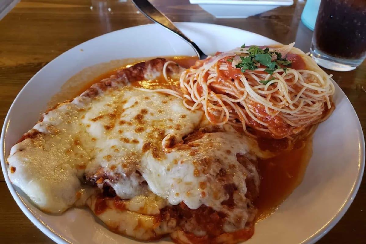 Pazzo Italiano Destin Delivery Menu | Order Online | 34904 Emerald ...