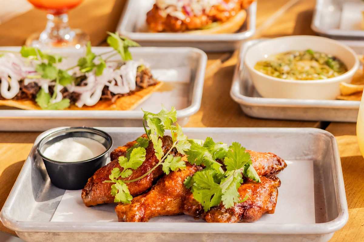 Loro Asian Smokehouse & Bar - Houston, TX Restaurant | Menu + Delivery ...