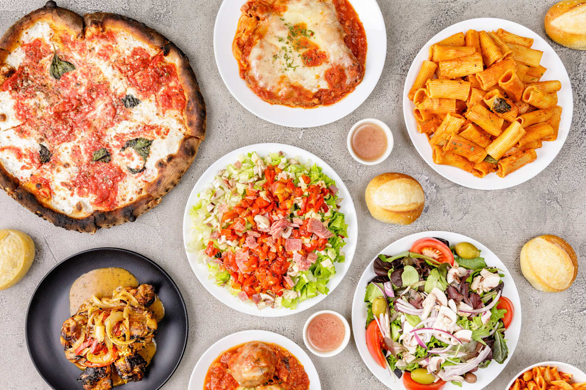 Blue Moon - Rockville Centre, NY Restaurant | Menu + Delivery | Seamless