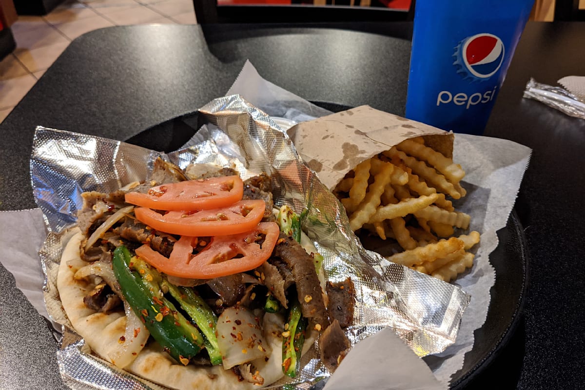 Patelli's Gyros & Beef - Naperville, IL Restaurant | Menu + Delivery ...