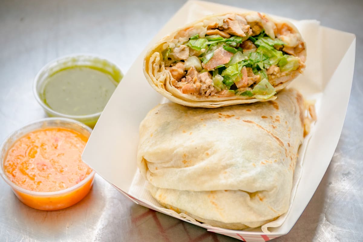 Aztec Dave's Food Truck Delivery Menu | Order Online | 5816 South Ellis ...