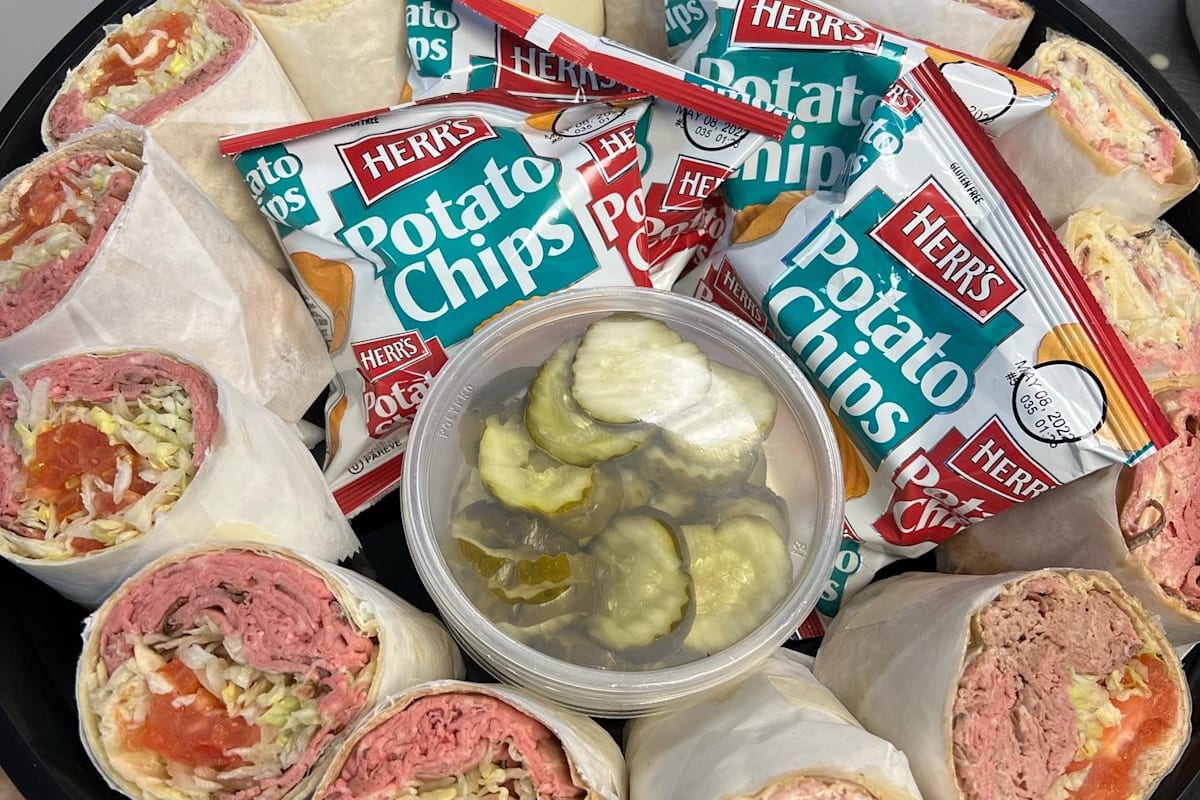 Steak 'Em Up Delivery Menu | Order Online | 2600 S 11th St Philadelphia ...