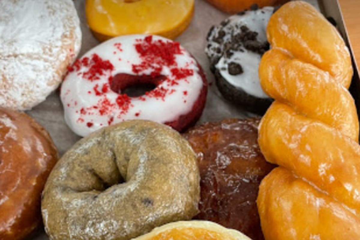 Carl's Donuts and Coffee - Avon, IN Restaurant | Menu + Delivery | Seamless