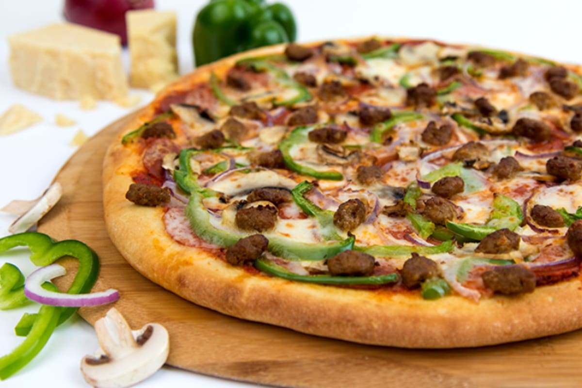 Mama DeLuca's Pizza Delivery Menu | Order Online | 1951 E Adamo Dr ...