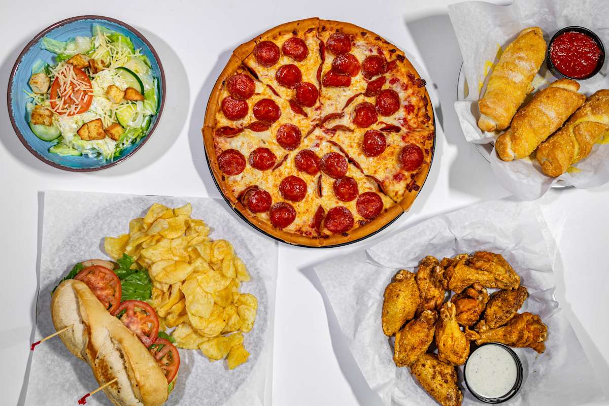 Rounder's Pizza Delivery Menu | Order Online | 1400 W SW Loop 323 Tyler ...