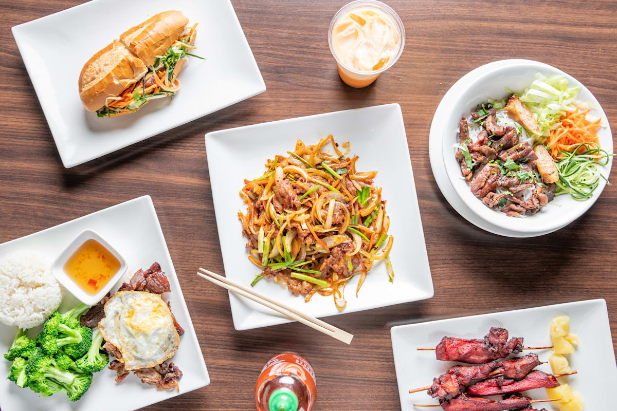 Little V - League City, TX Restaurant | Menu + Delivery | Seamless