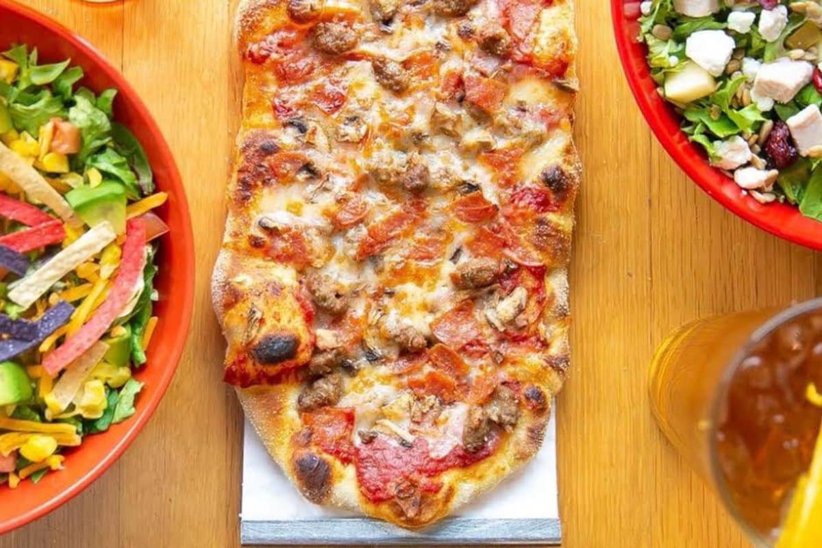 Crushed Red Overland Park Delivery Menu | Order Online | 10640 Roe Ave ...