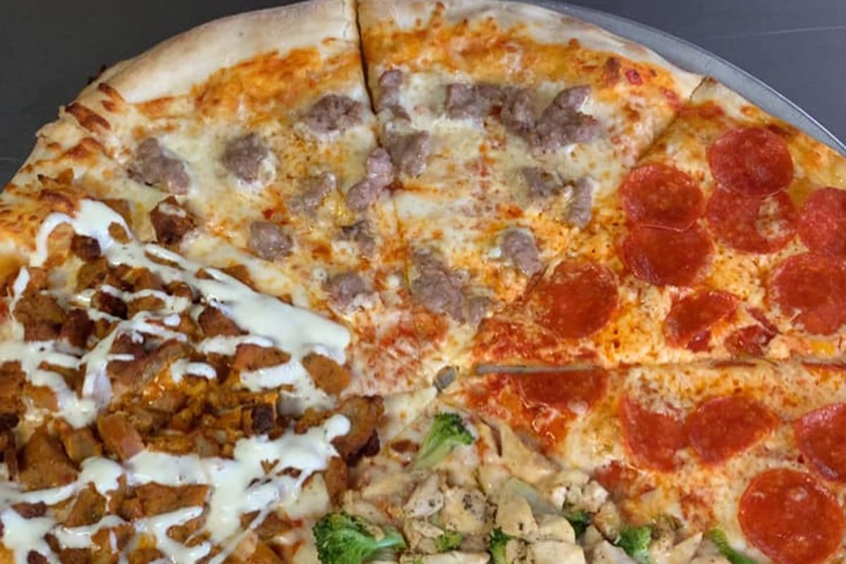 Di Roma's Pizzeria Delivery Menu | Order Online | 817 Success Ave ...