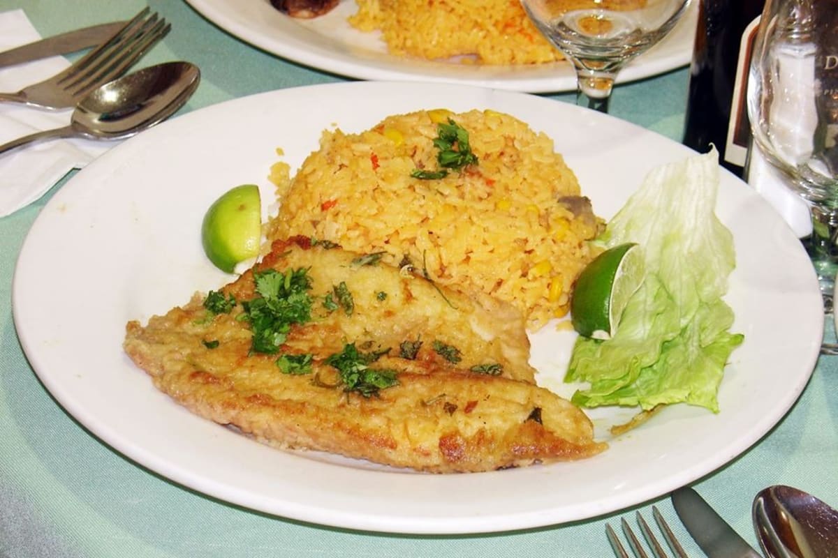 Hollywood Chicken Delivery Menu | Order Online | 216 Westchester Ave ...