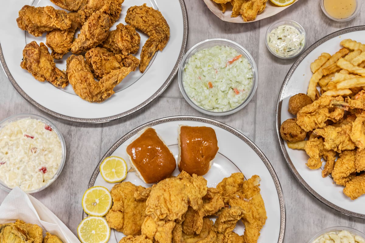 Fish Town Outlet Delivery Menu | Order Online | 3623 South La Brea Ave ...