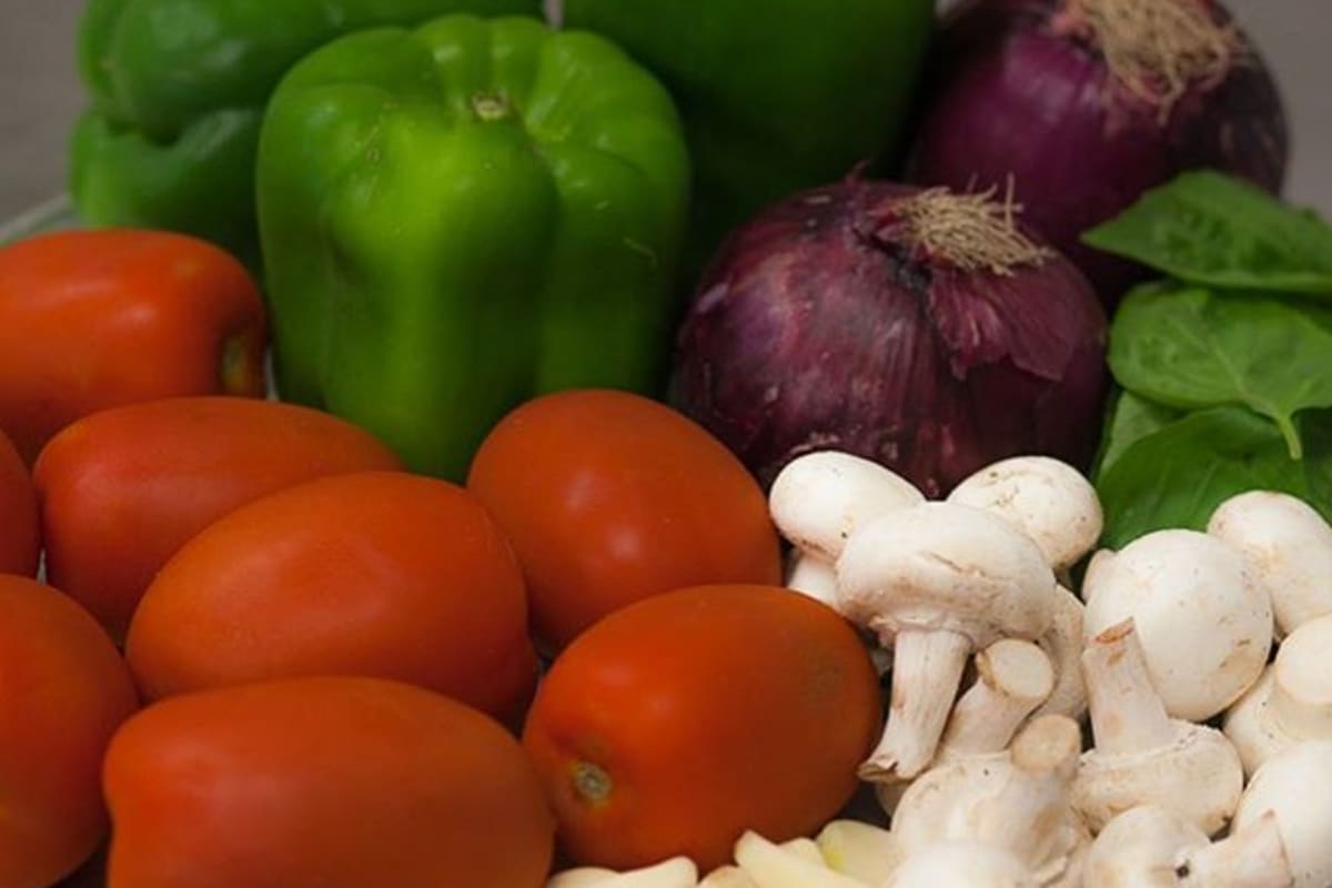 Knockout Pizza Delivery Menu | Order Online | 2937 Carlsbad Blvd ...