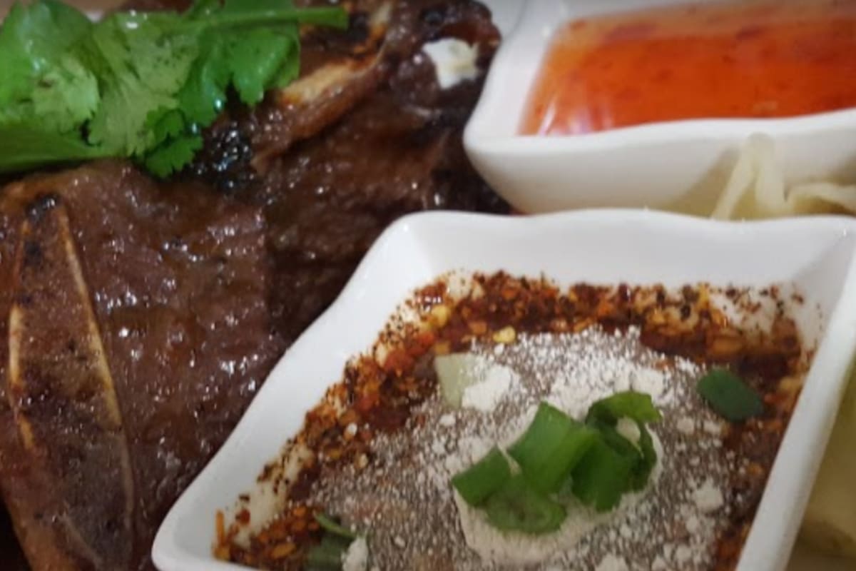 Arawan Thai Cuisine (Caledonia St) Delivery Menu | Order Online | 47 ...