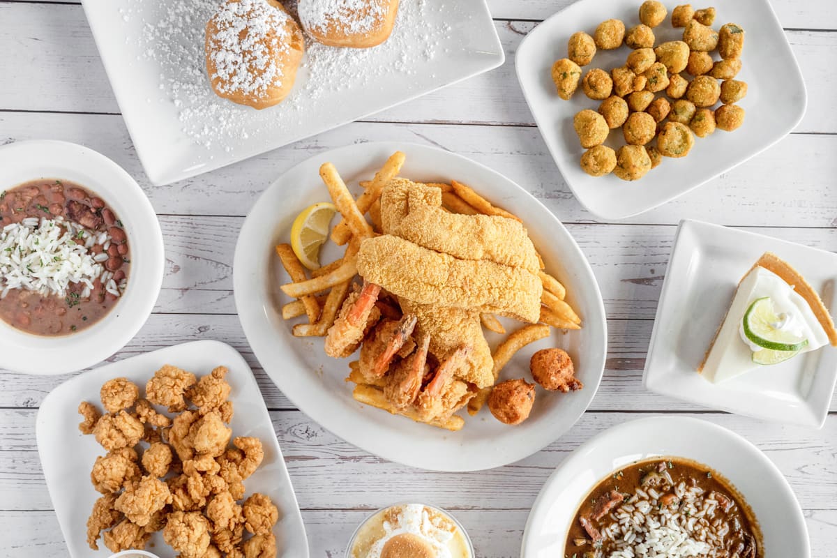 The Catch - Midwest City, OK Restaurant | Menu + Delivery | Seamless