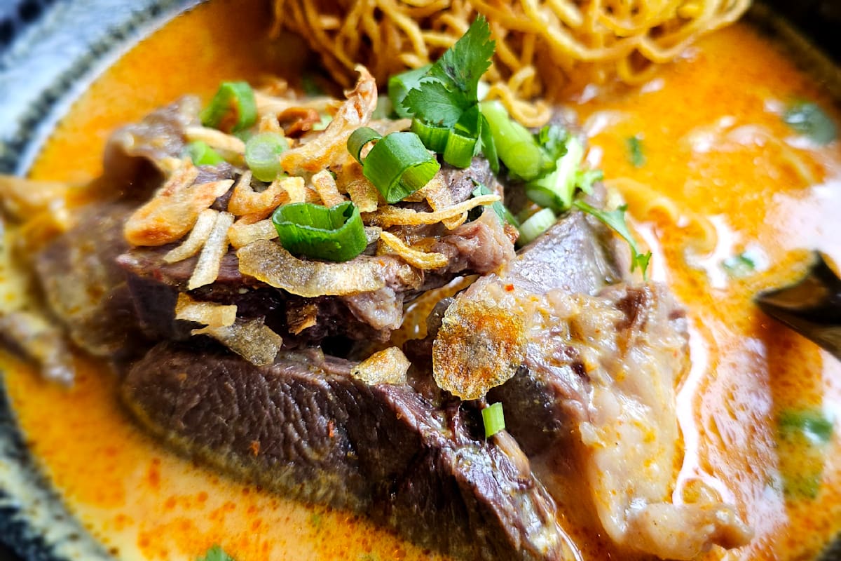 Ba Mee Thai Noodle House Delivery Menu | Order Online | 4120 N Williams ...