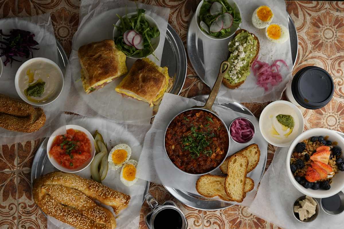 B Cup Cafe & Eatery - New York, NY Restaurant | Menu + Delivery | Seamless