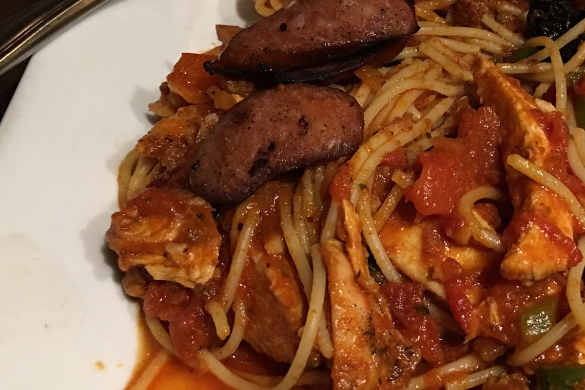 Fugazzis - Tulare, CA Restaurant | Menu + Delivery | Seamless