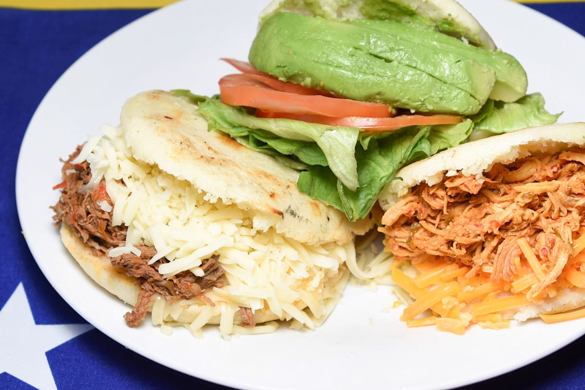 Arepa Mania Venezuelan Cuisine Delivery Menu | Order Online | 572 North ...