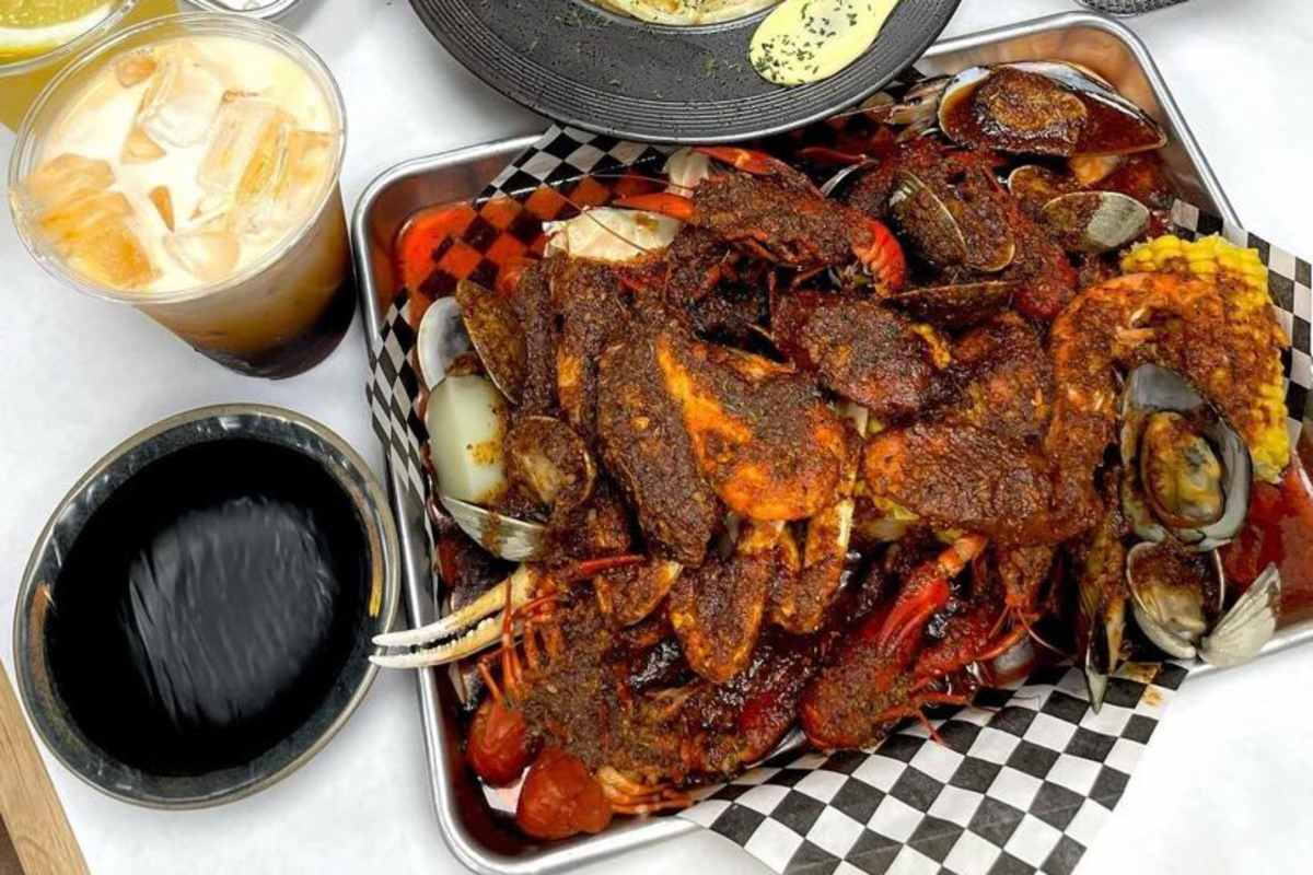 Wow the Crab Delivery Menu | Order Online | 4888 NW Bethany Blvd ...