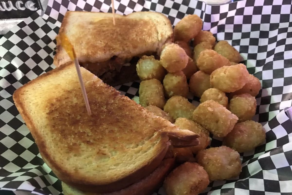 Fredneck's Bar & Grill Delivery Menu | Order Online | 130 W Emma St a ...