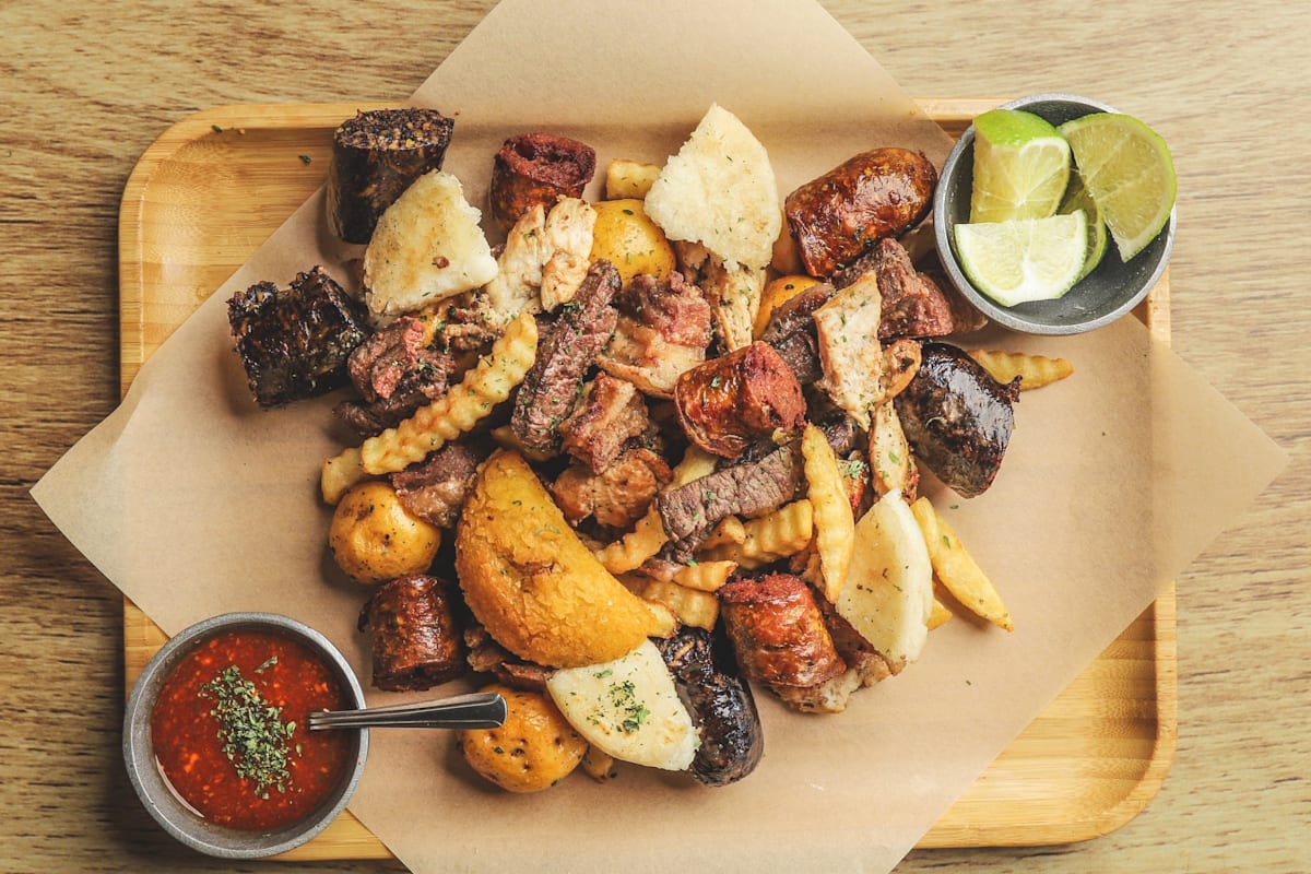 Manantial Market - Miami, FL Restaurant | Menu + Delivery | Seamless