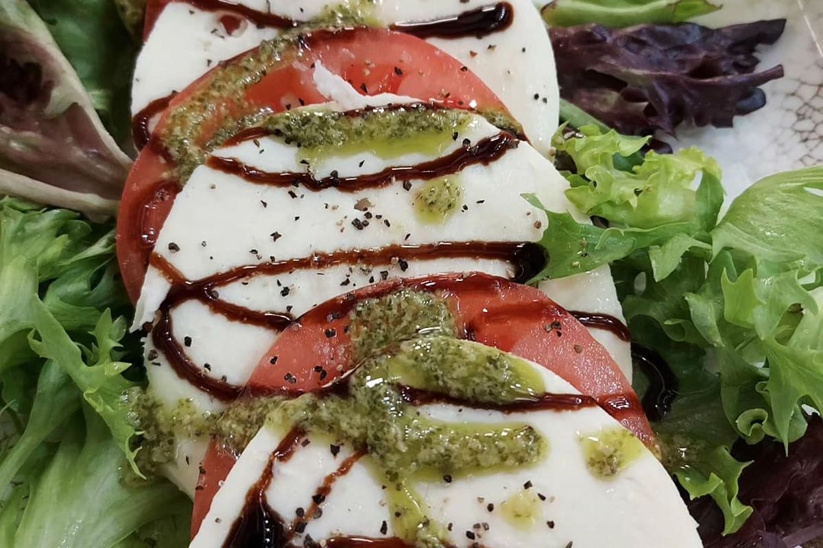 Genova's Pizza Station & Take Out Kitchen Delivery Menu | Order Online ...