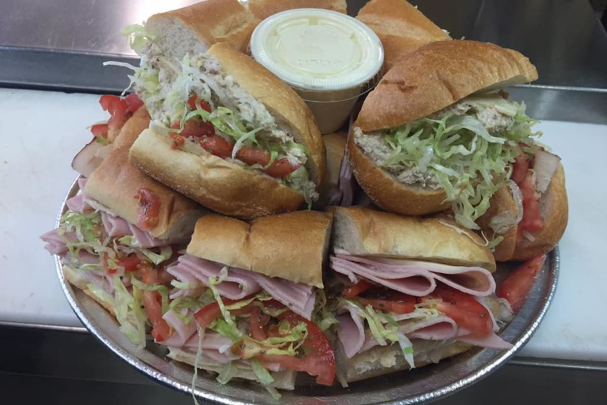 Premier Pizza Delivery Menu | Order Online | 297 E County Line Rd ...