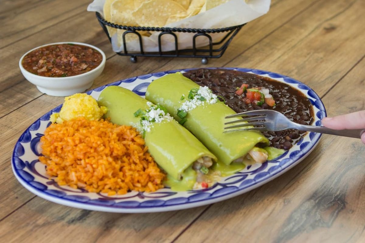 Chevys Fresh Mex Delivery Menu | Order Online | 12466 Tesson Ferry Rd ...